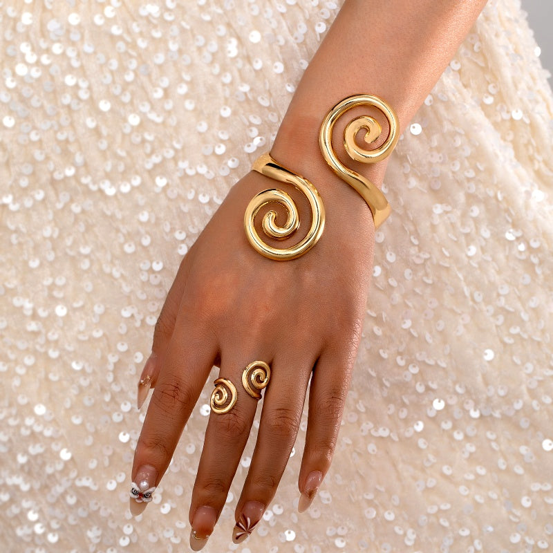 14K Gold-Plated Spiral Cloud Bracelet And Ring Set – Ella18