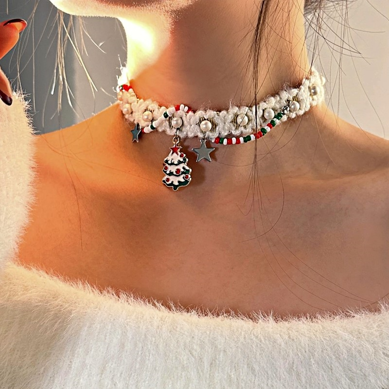 Christmas Tree White Plush Star Choker – Ella18